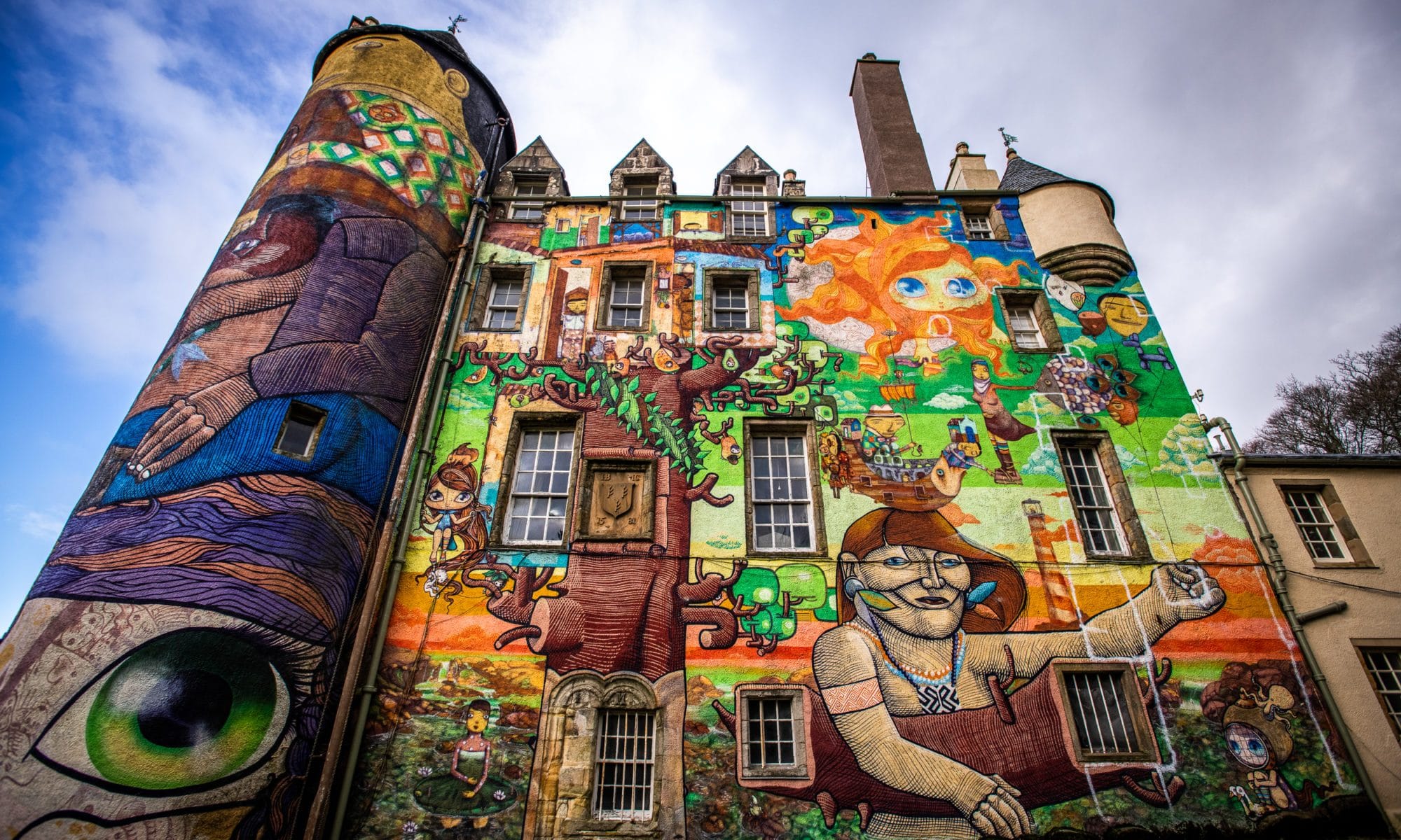 Kelburn Castle, the graffiti castle - Sir Edward's - Scotch Whisky